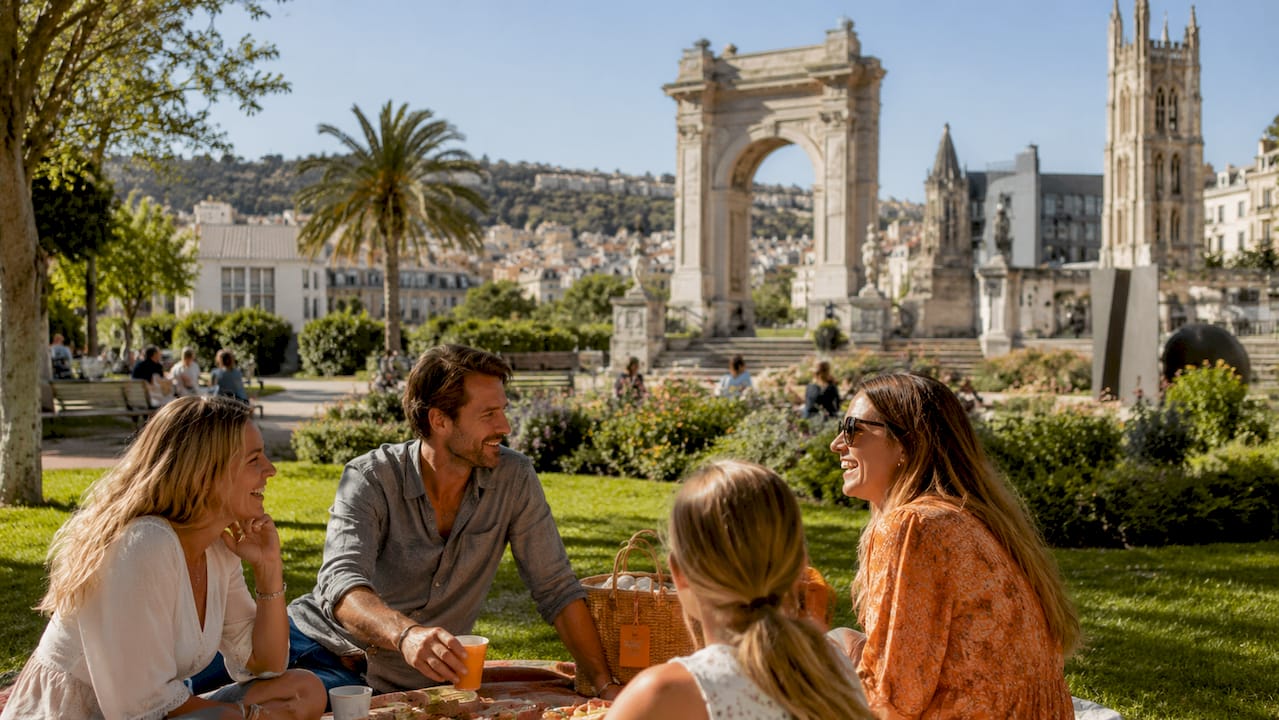 Examples of architectural styles: from ancient to contemporary